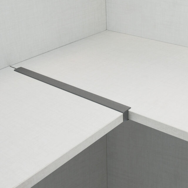 Installation Hardware – TAG